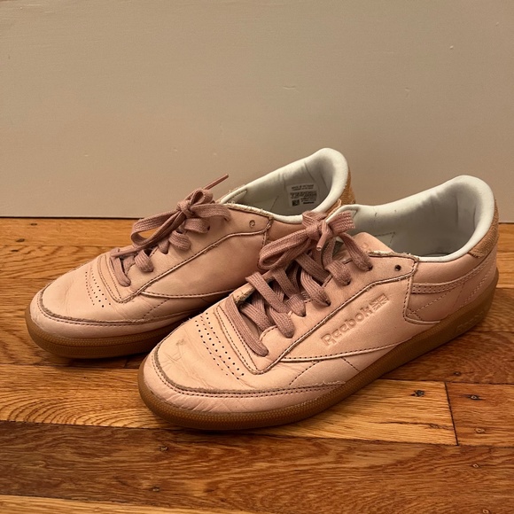 Reebok | Shoes | Reebok Womens Club C 85 Fbt Wl Veg Tangum Size 7 ...